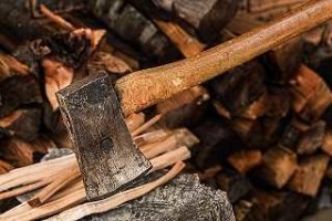 How to Use an Axe | Axeing